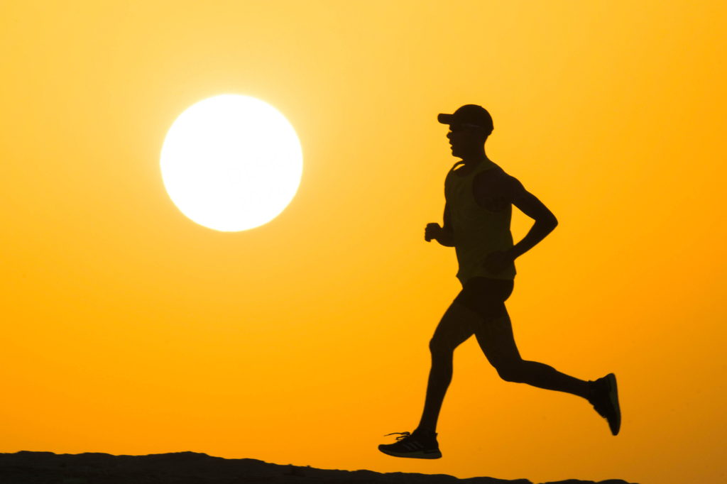 2024，被这些奔跑瞬间治愈_河北日报客户端